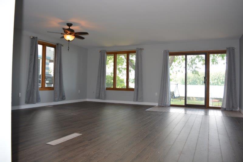 9780 Riverside Drive E - Details Property & Leasing